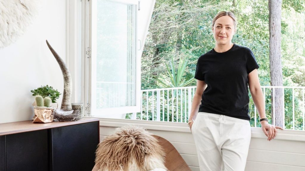 The Design Files: Inside the mid-century home of Louise Bell of Table Tonic