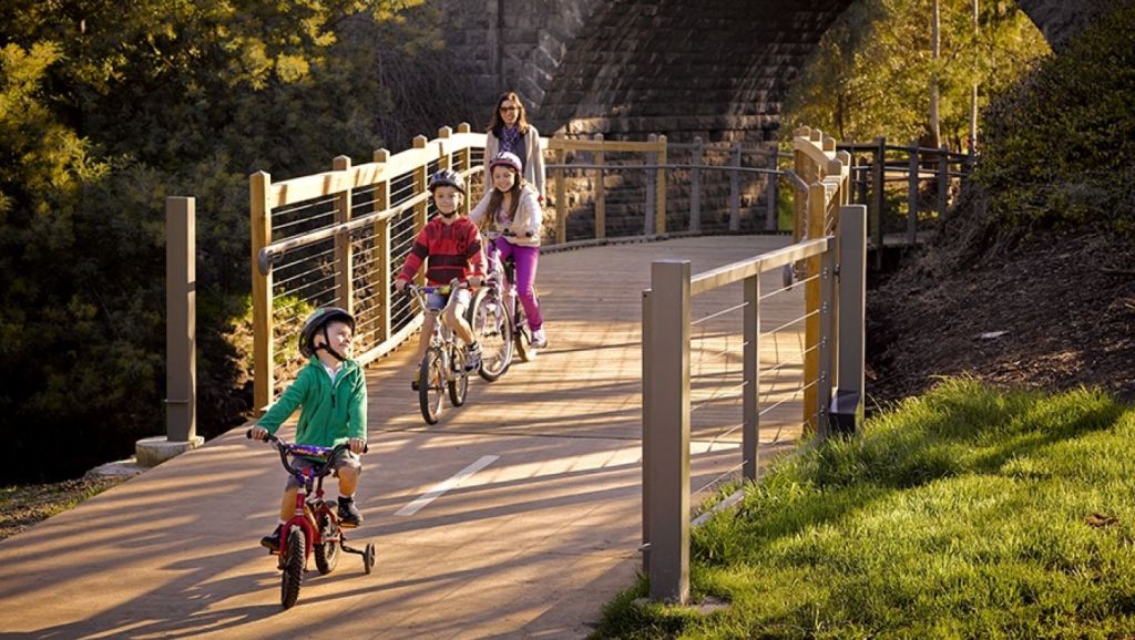 Bellfield: Is this the only Melbourne suburb without a shopping strip?