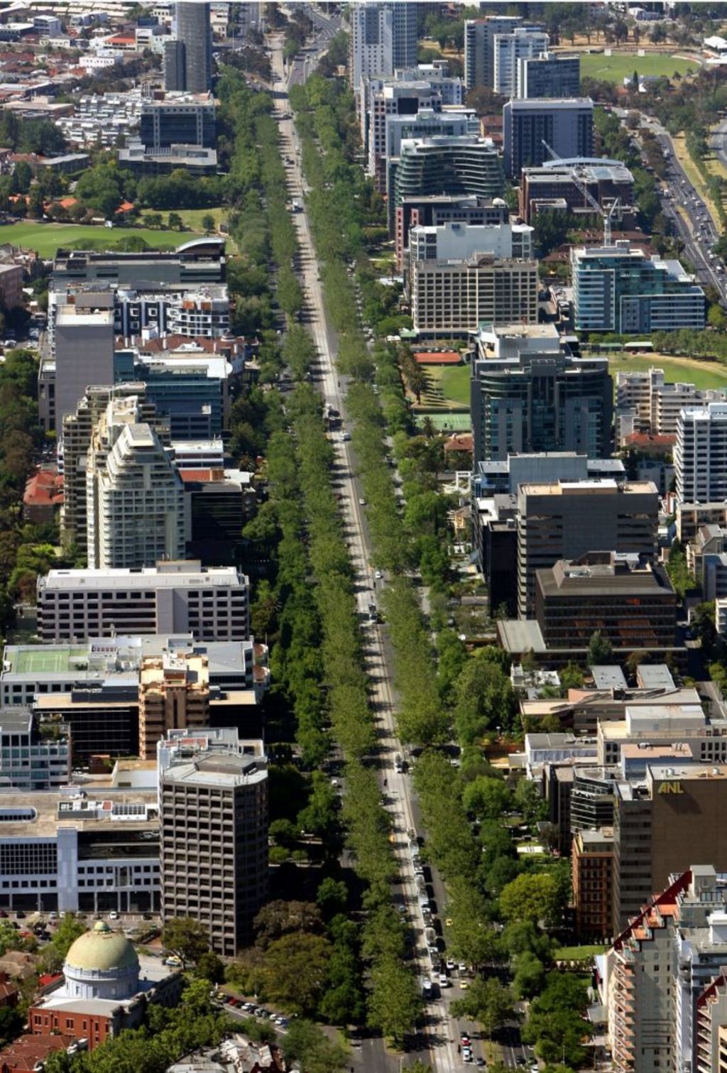 Melbourne metro rail project: St Kilda Road residents fear effect on ...