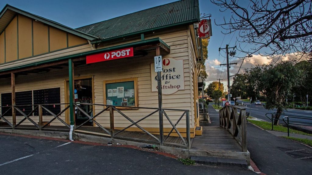 At the end of a train line, is Hurstbridge Melbourne’s friendliest suburb?