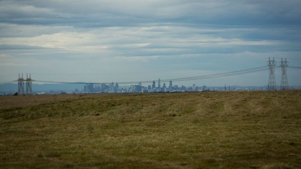 New suburb for Melbourne, Mount Atkinson, to house 22,000 people within ...