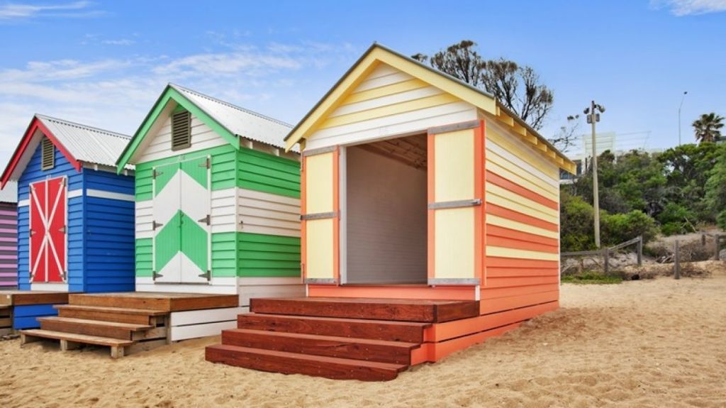 Your own slice of sand: Brighton beach box to go under the hammer