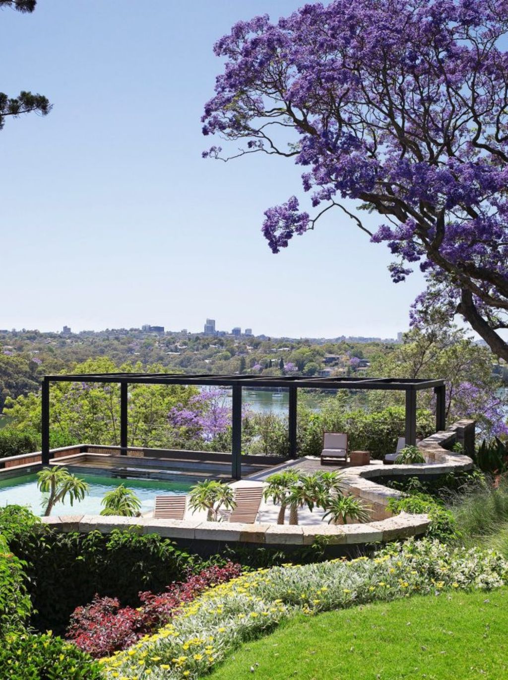 Landscape artist William Dangar crafts a dreamy garden retreat above ...