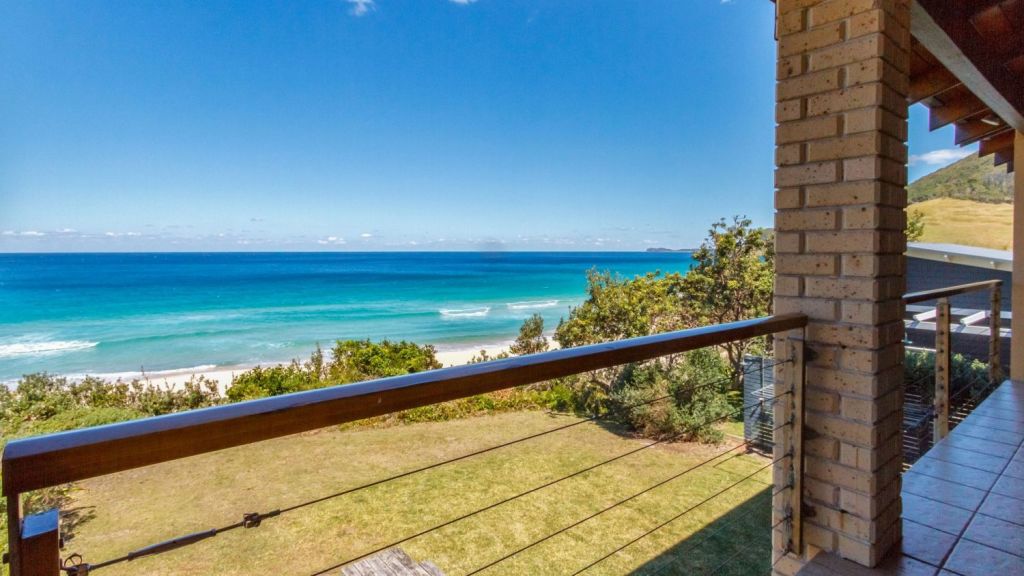 Lisa Ho makes return to property market for $1.8 million on Blueys ...