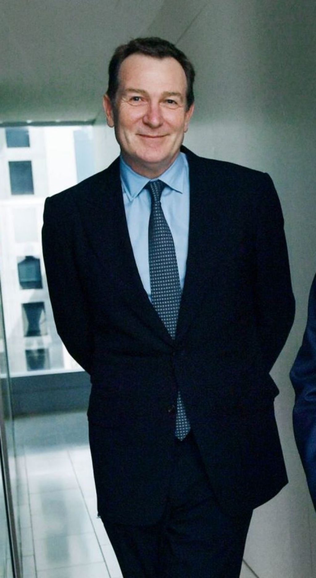 Retail chief Mark McInnes farewells North Bondi on a $12 million ...