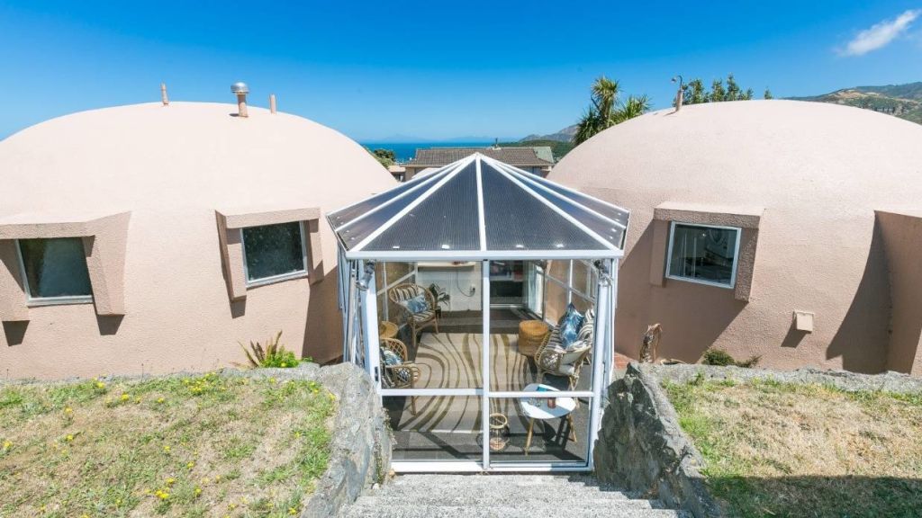 A double-dome house to bring out your Star Wars childhood fantasies