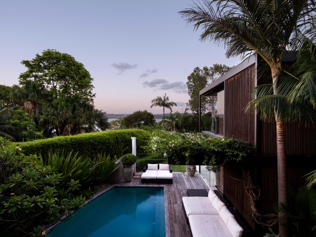 Prominent car dealer Laurie Sutton sells Darling Point trophy home for ...