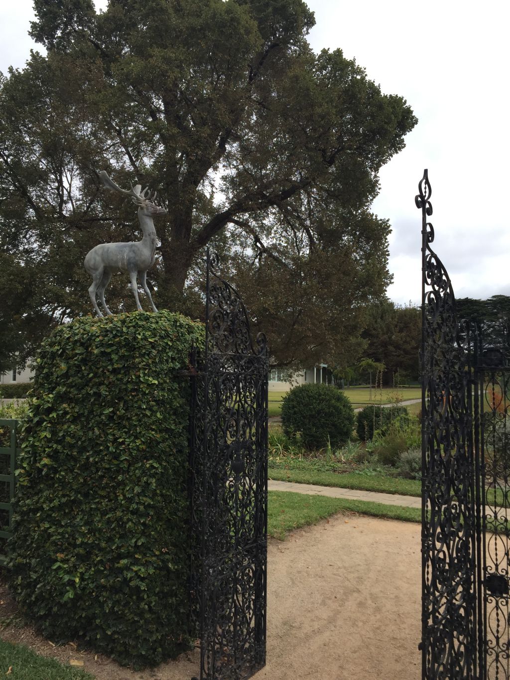 Coombe Farm: A stroll through at Dame Nellie Melba's gardens