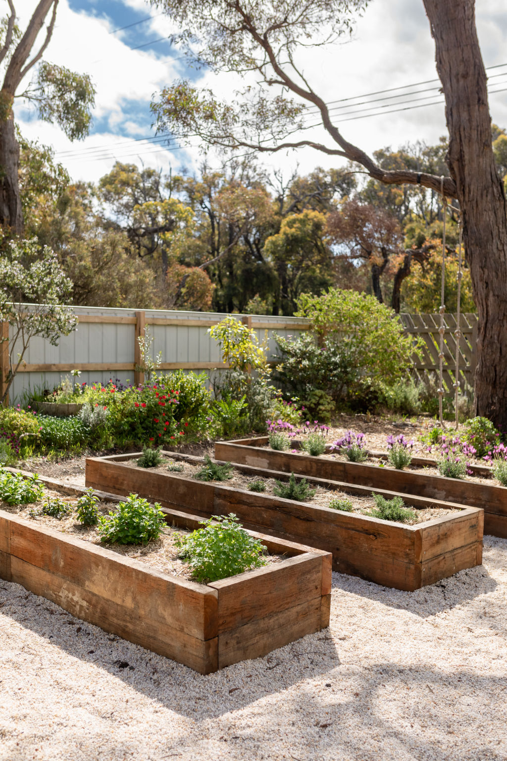 Behind the listing: A once 'really dated' and 'gross' 1980s home hits ...