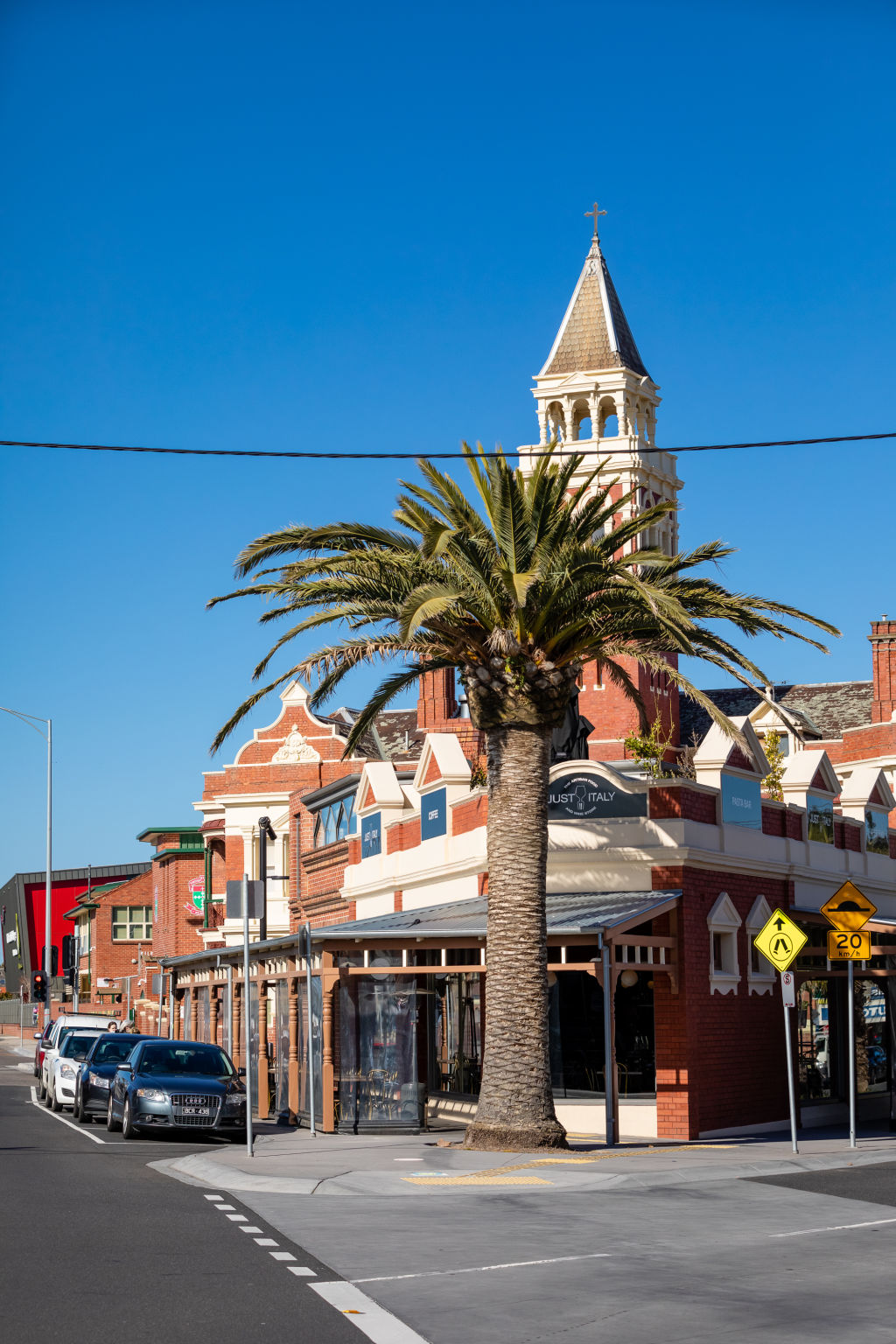Mentone: The family-friendly bayside suburb with a Mediterranean allure