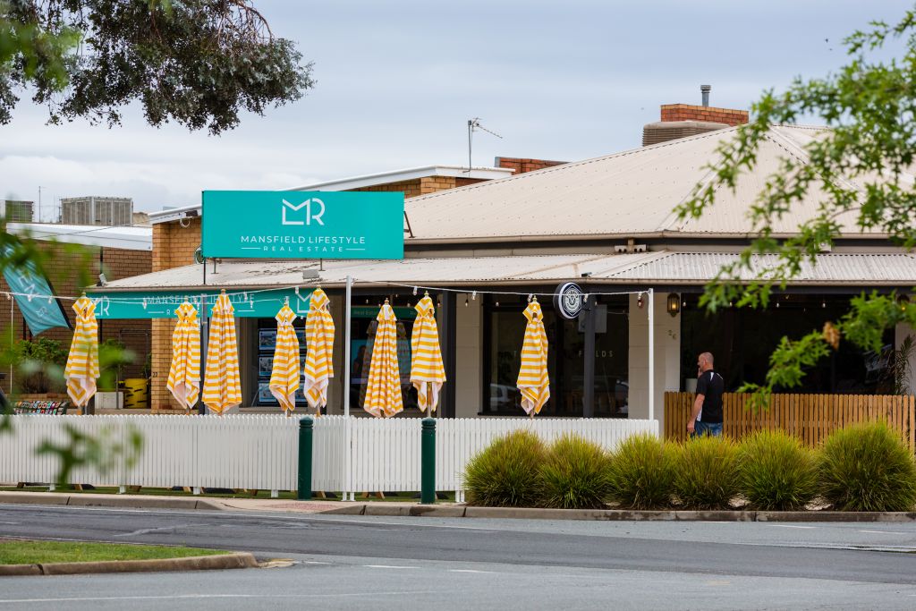Mansfield: The unofficial capital of Victoria's high country