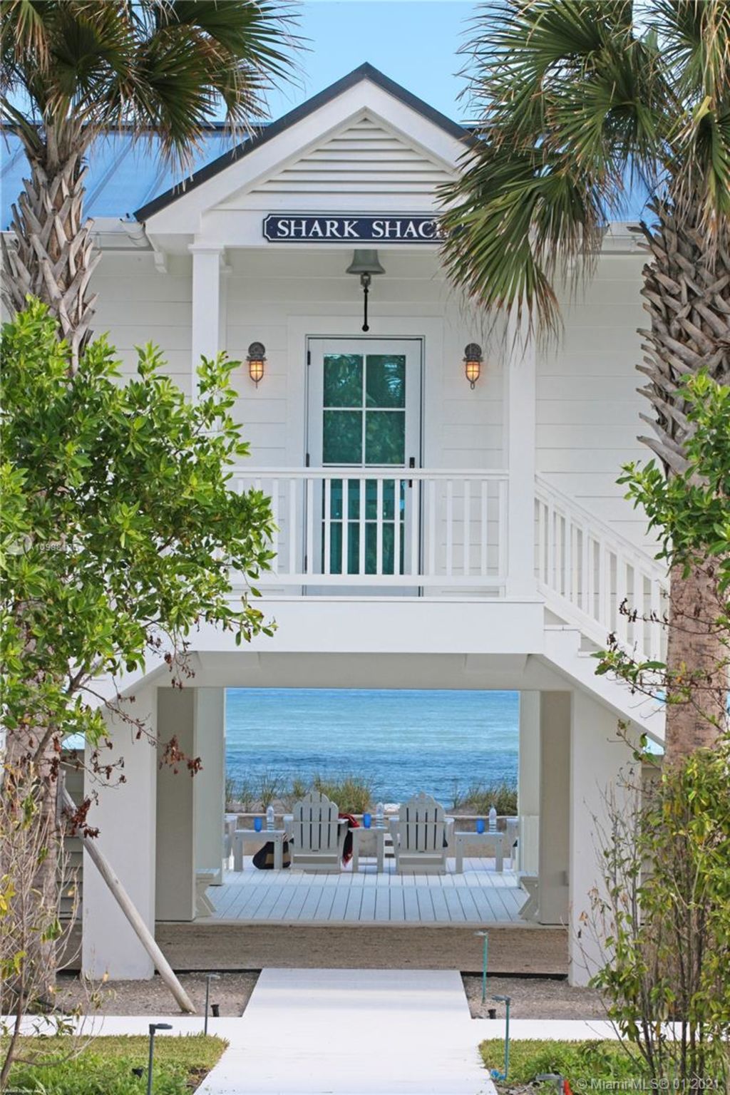 Greg Norman lists palatial $78m Florida estate with seven houses and ...