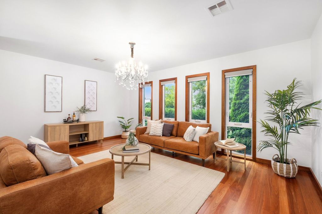 Five-bedroom home in Harrison sets suburb record with first $2 million ...