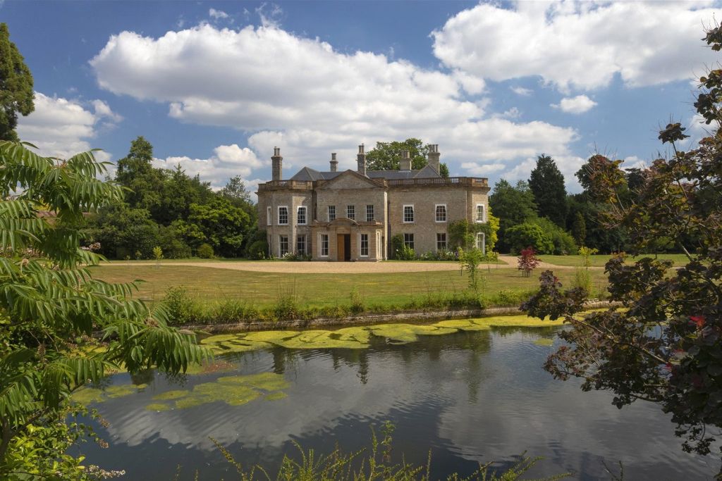 Georgian manors and modernist mansions: what the prestige market has to ...