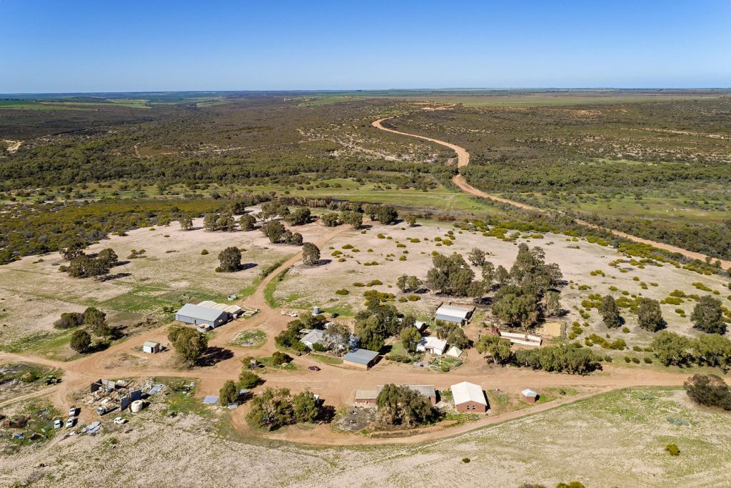 Former micro-nation Hutt River in Western Australia hits the market for ...
