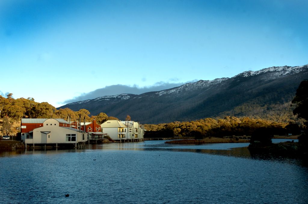 Pristine waters and mountain views: How to get the best from the Snowy ...
