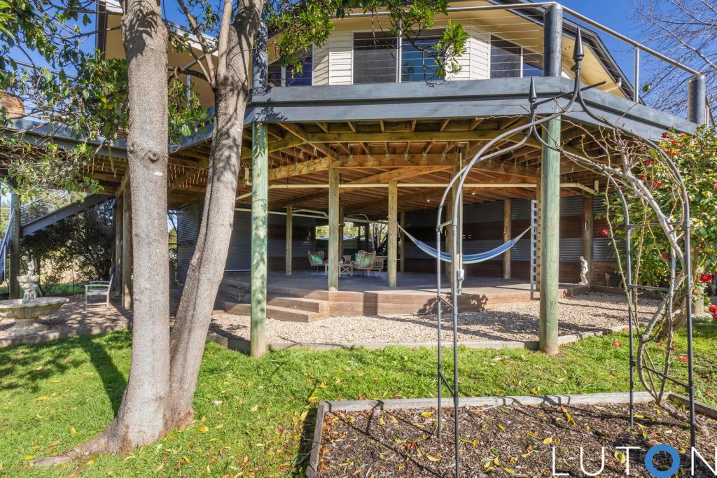 'A pretty exceptional opportunity': South Coast house-and-shop duo hits ...