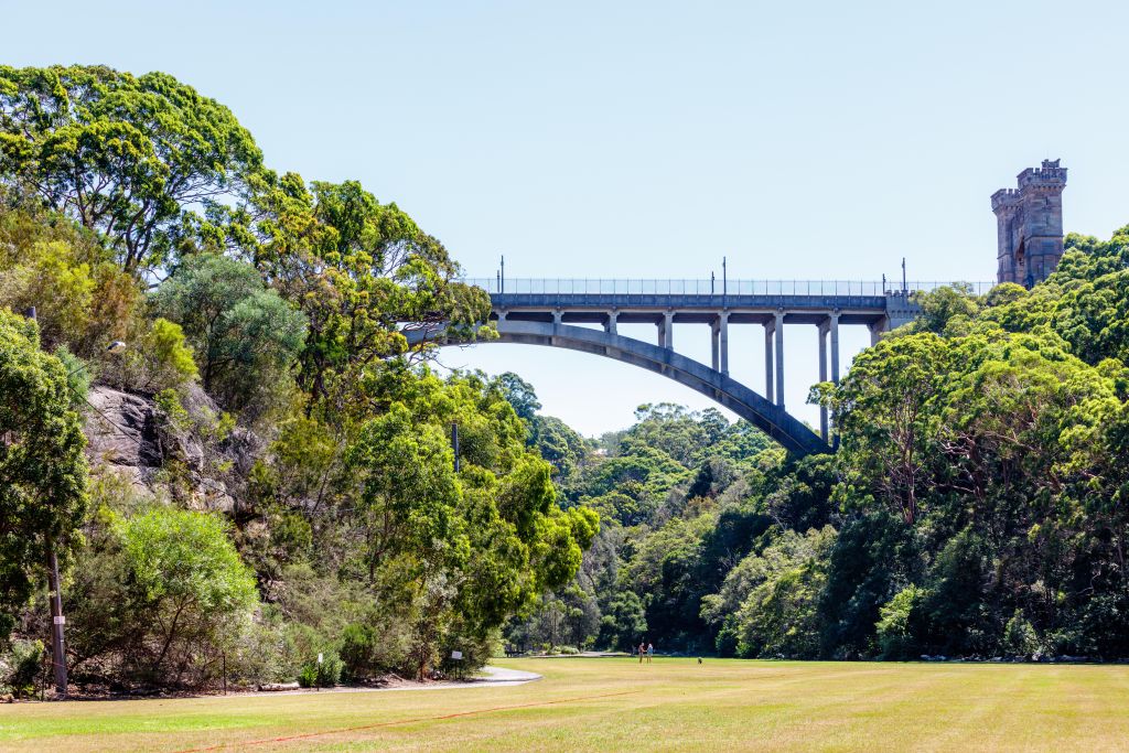 Northbridge: The tightly-held suburb with beaches and bushland