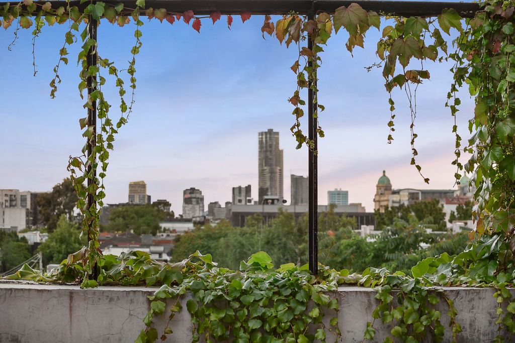 Darren and Dea's Block warehouse conversion lists for first time since ...