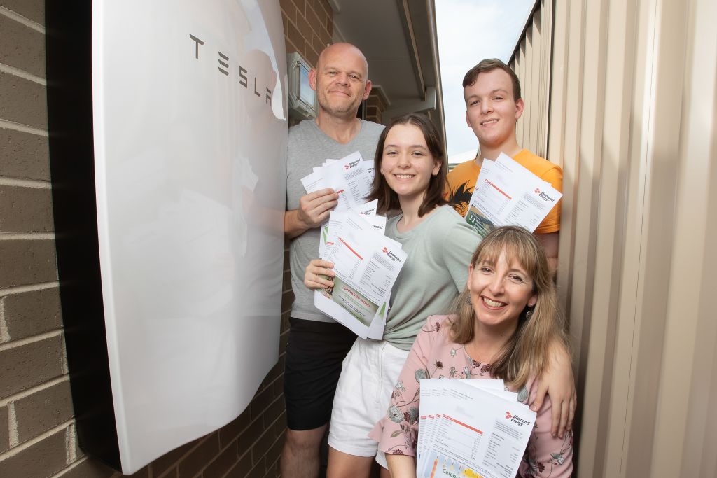 The first person in the world to have a Tesla Powerwall battery pays ...