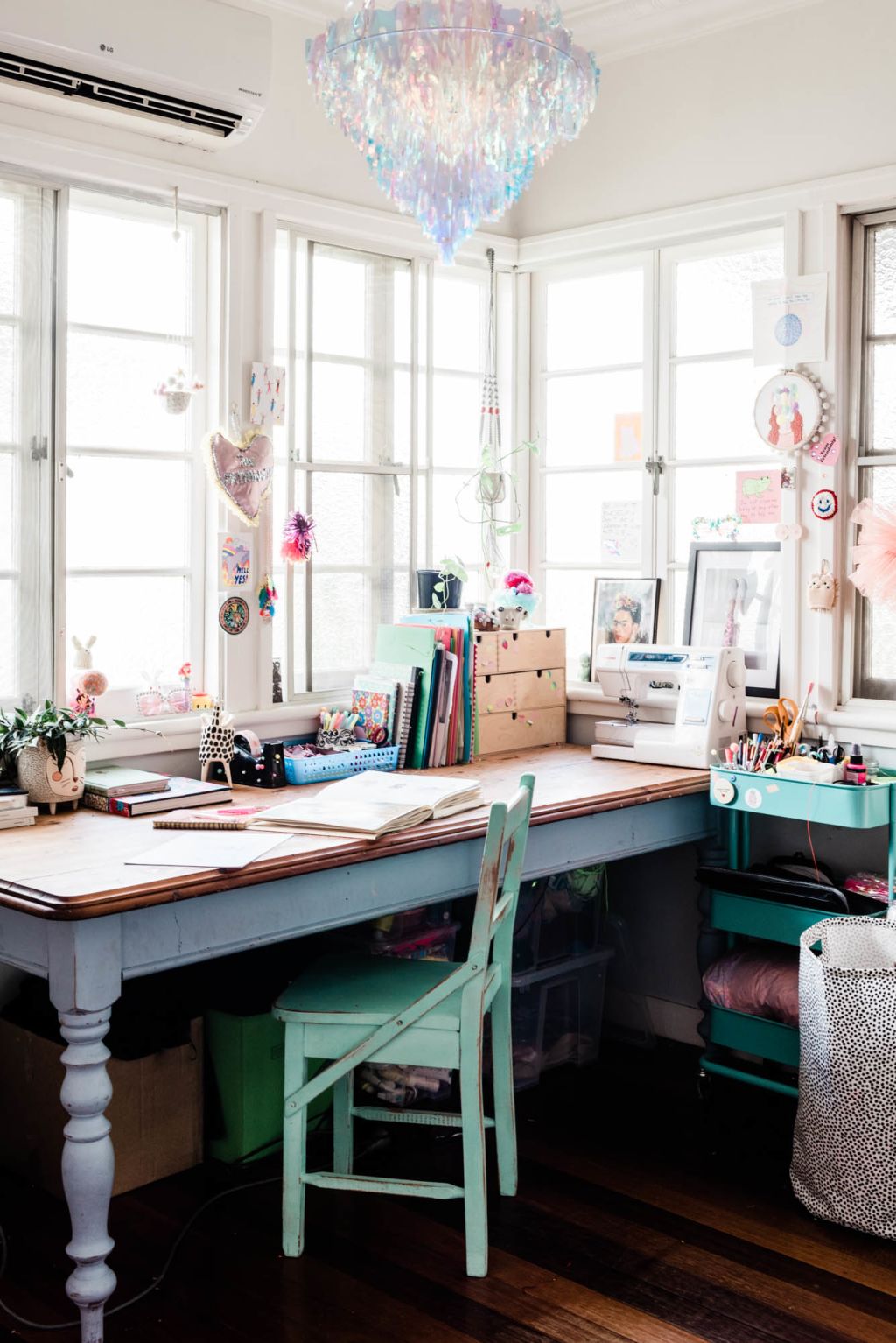 Rachel Burke, artist and designer to the stars lets us in on her routine