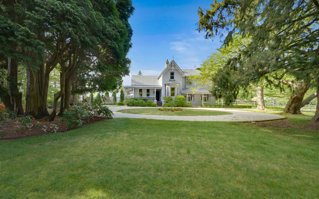 Derivatives trader Andrew Killion makes $30m return to Sydney hometown