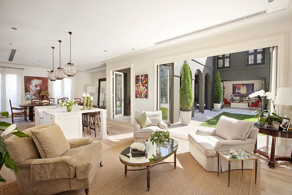 Property baron Stephen Burcher buys $15m Woollahra mansion