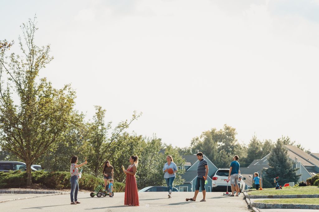 Neighbourhood theory: Why good neighbours equal space plus distance ...