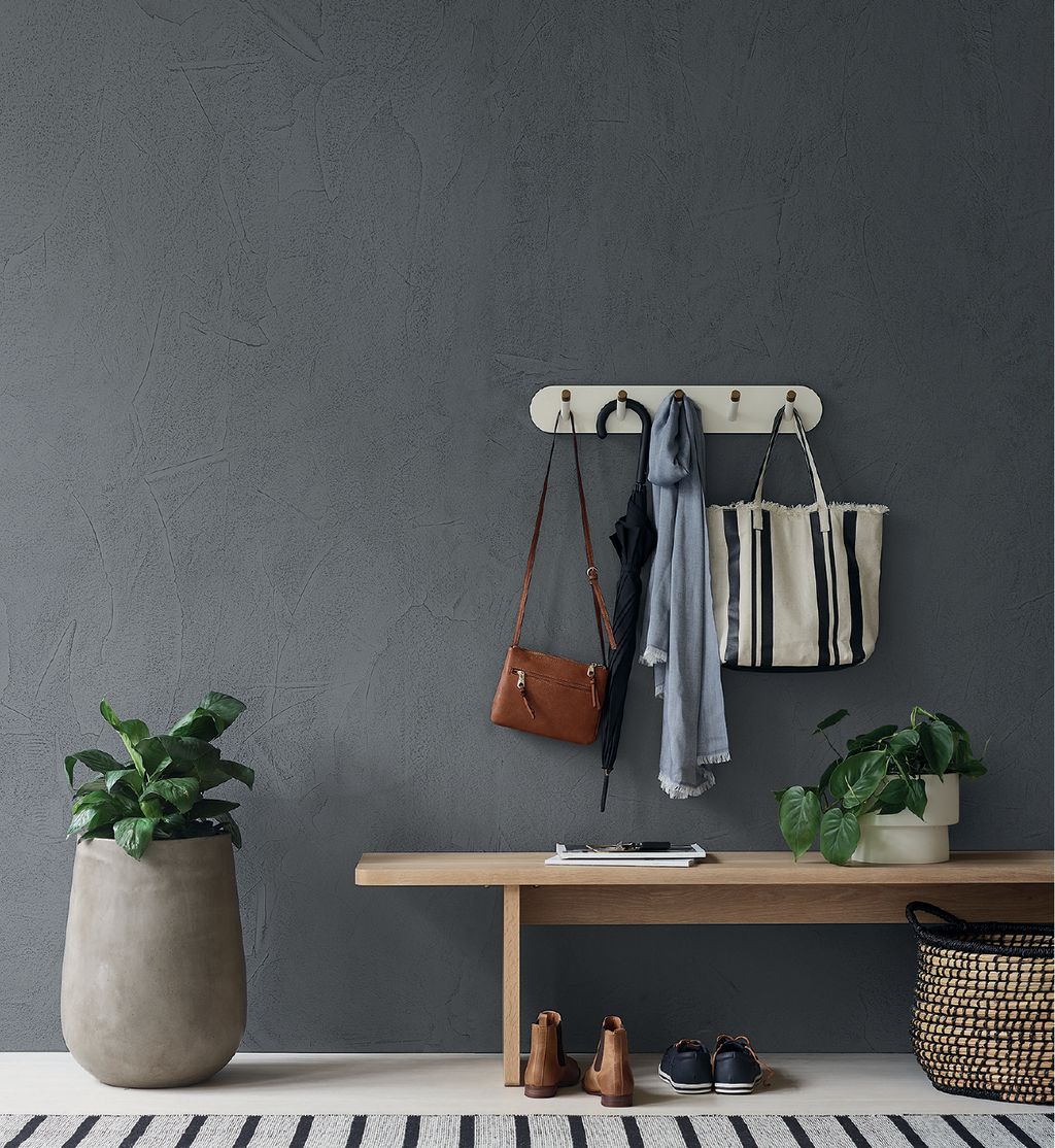 Five ways to use different effect paints at home