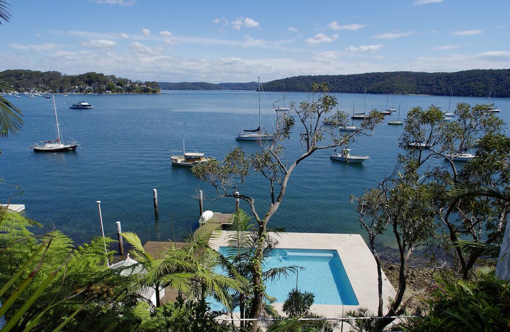 Cinematographer Peter James puts Tamarama home up for sale for $9 million