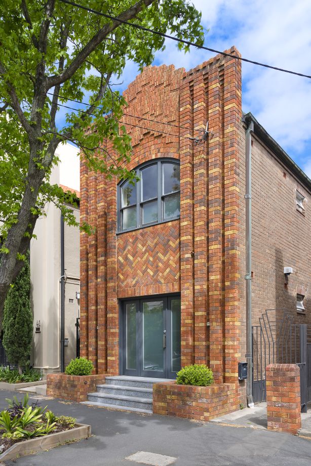 Property baron Stephen Burcher buys $15m Woollahra mansion