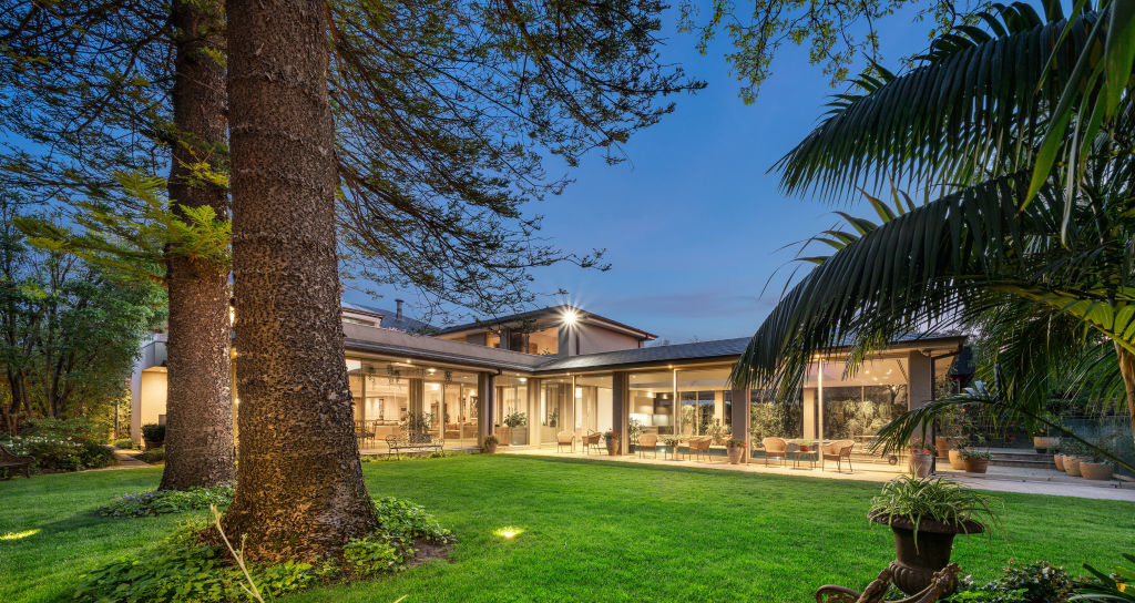 Two-for-one: Extremely rare listing in Caulfield North hits market