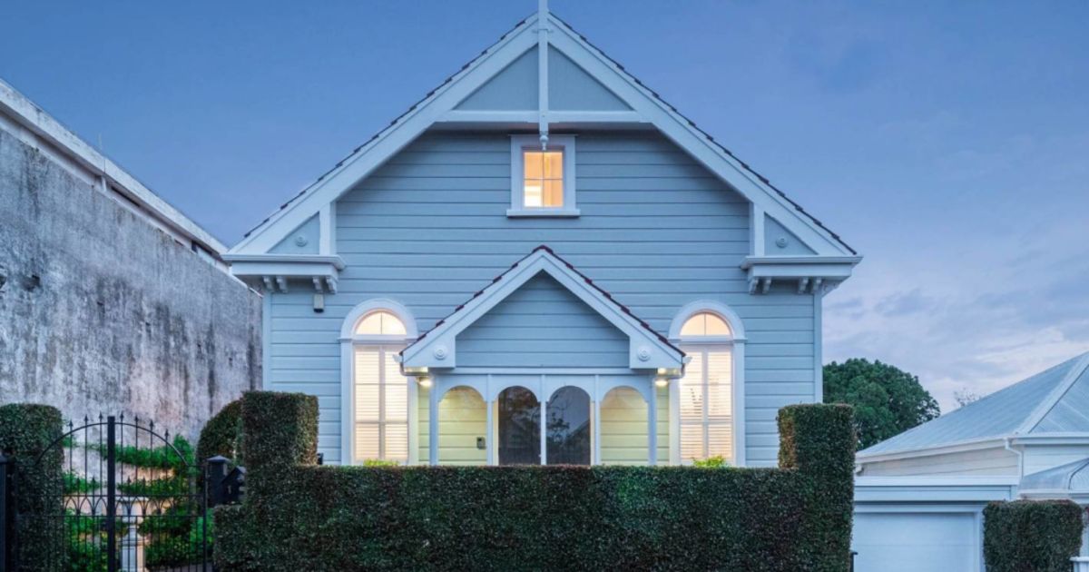 The church conversion with a guest house in the old Sunday school building