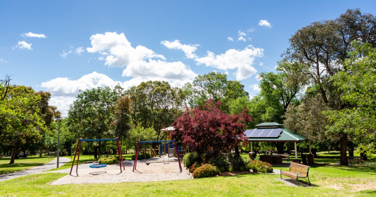 Mont Albert: The unshowy jewel of the east