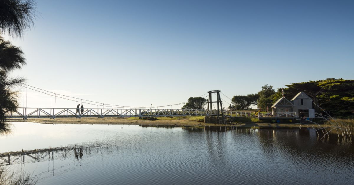 Lorne: Where the bush meets the beach