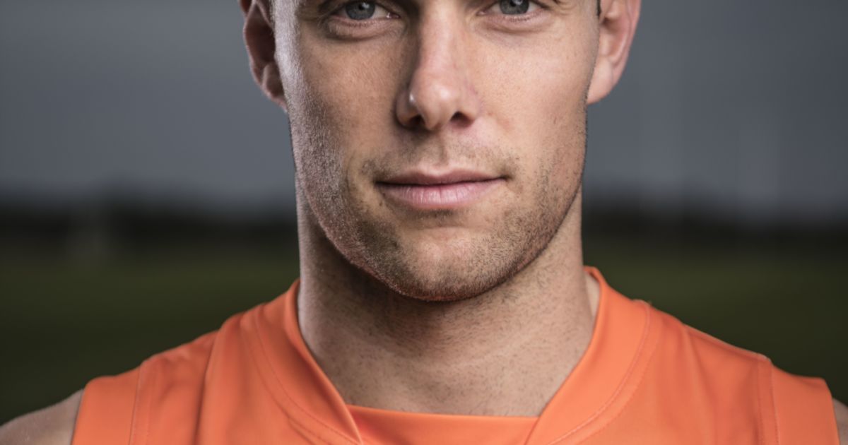 AFL player Josh Kelly buys $3.45m Coogee house, lists it days later for ...