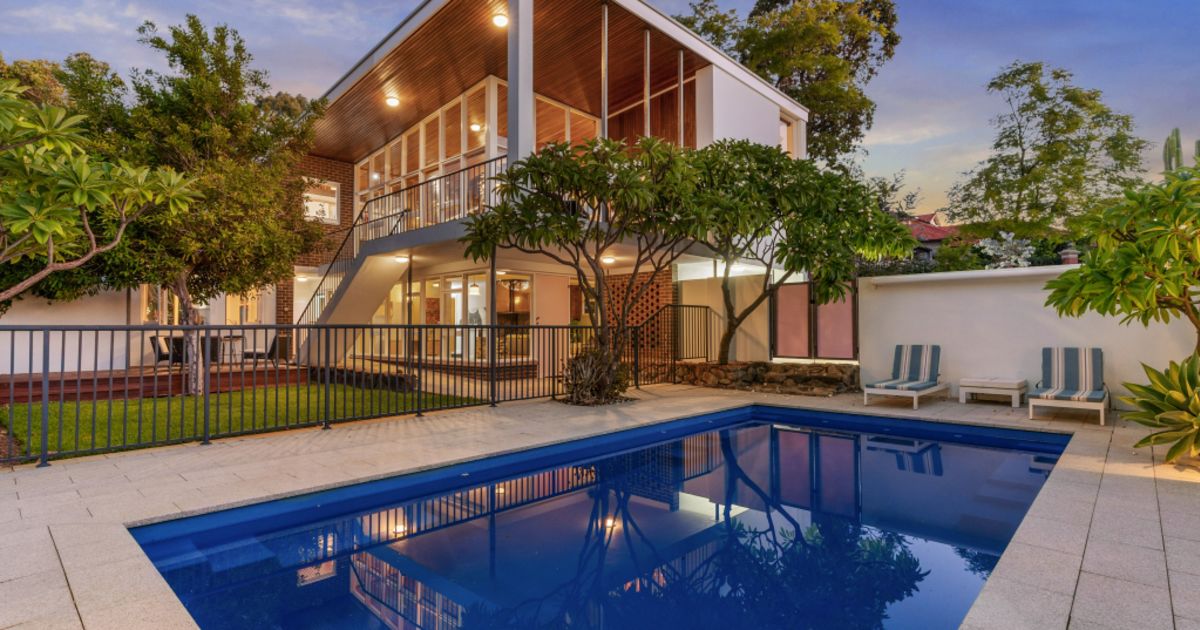 Rare mid-century modernist Iwan Iwanoff masterpiece house up for grabs