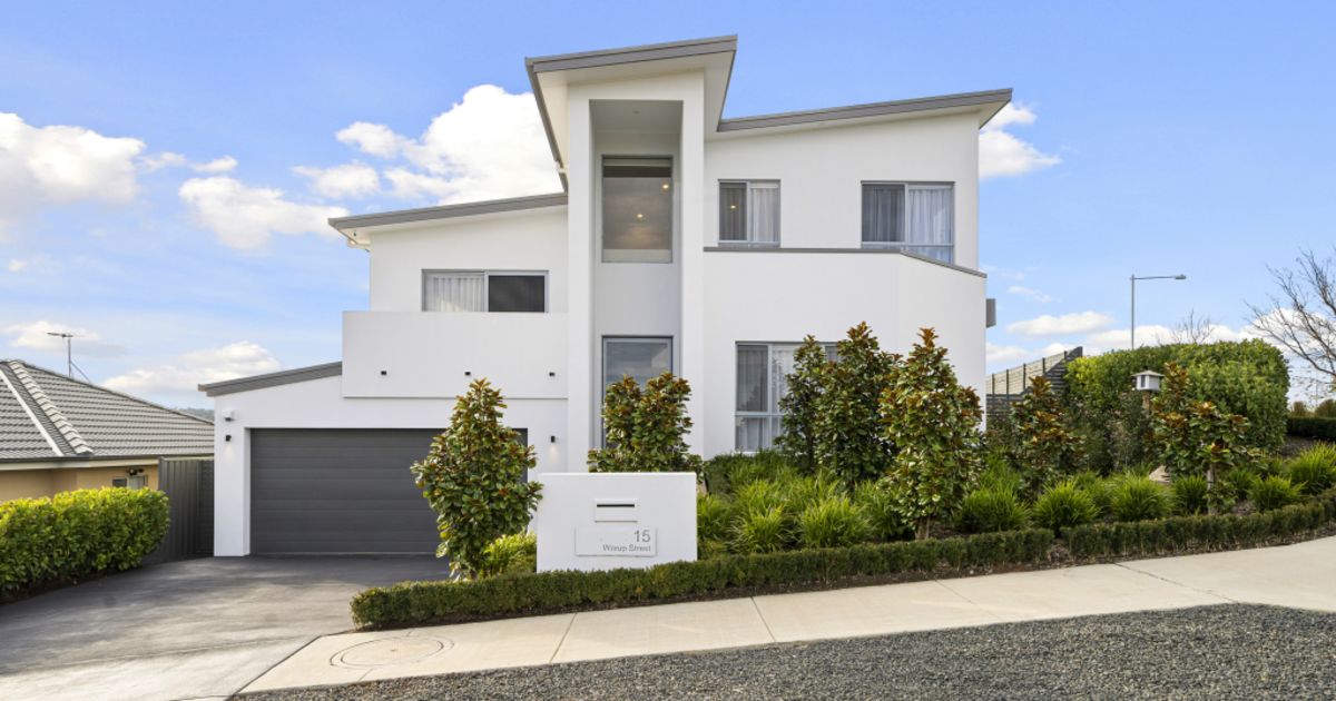 Moncrieff home sets suburb record with $1.6 million sale