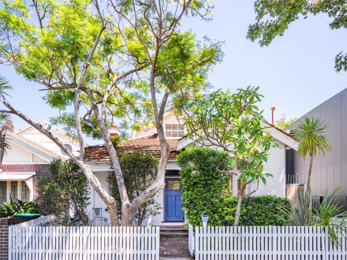 Sam Neill lists his $4 million Double Bay house