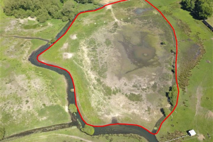 ‘Bring your gumboots’: Underwater property hits market for $500,000