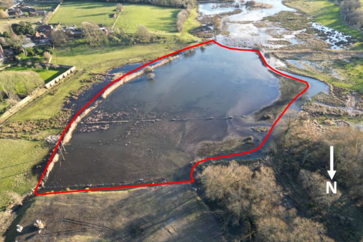 ‘Bring your gumboots’: Underwater property hits market for $500,000