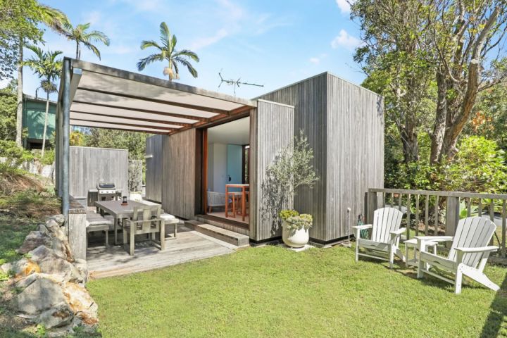 This tiny home is a slice of paradise on North Stradbroke Island