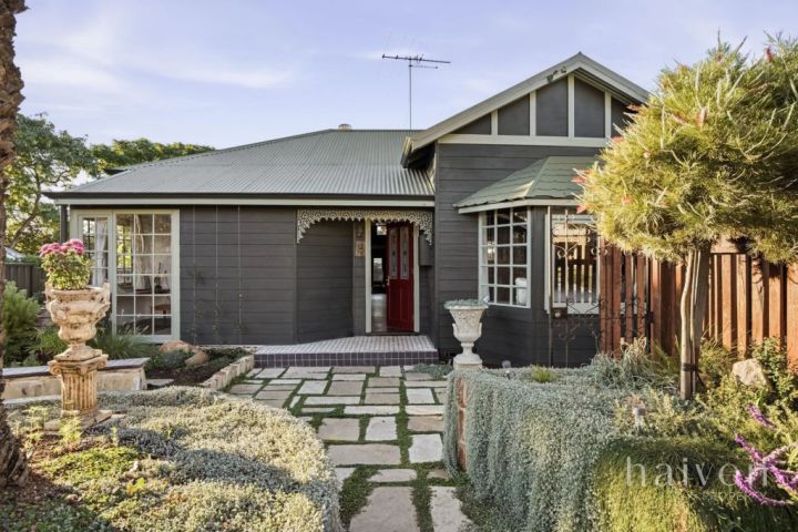Inside the Home Husbands reno: Couple turn derelict Fremantle house ...