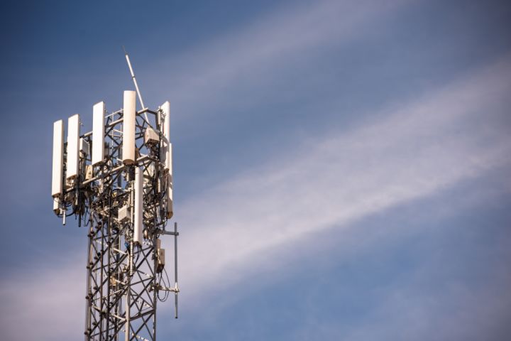 Family left ‘powerless’ over battle to stop cellphone tower outside ...