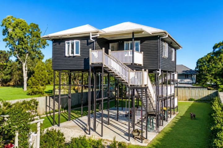 This Brisbane home flooded twice. The owners' radical fix added ...