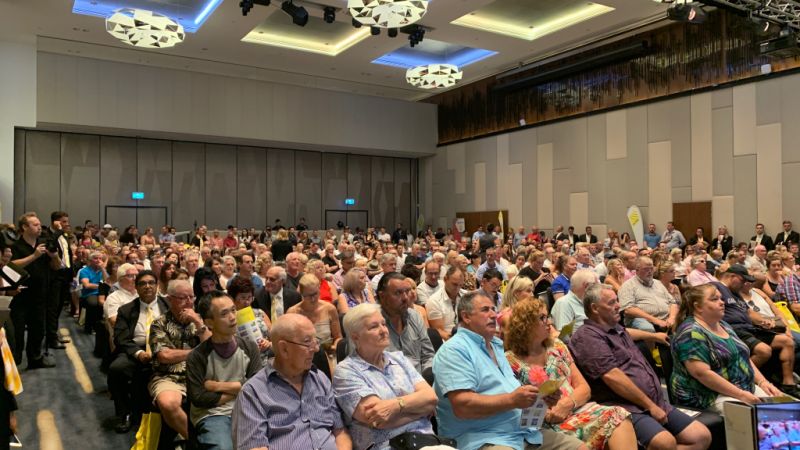 Australia's biggest auction event draws crowds of more than 2000 in a ...