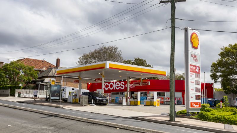 Randwick service station sale sets a Sydney record