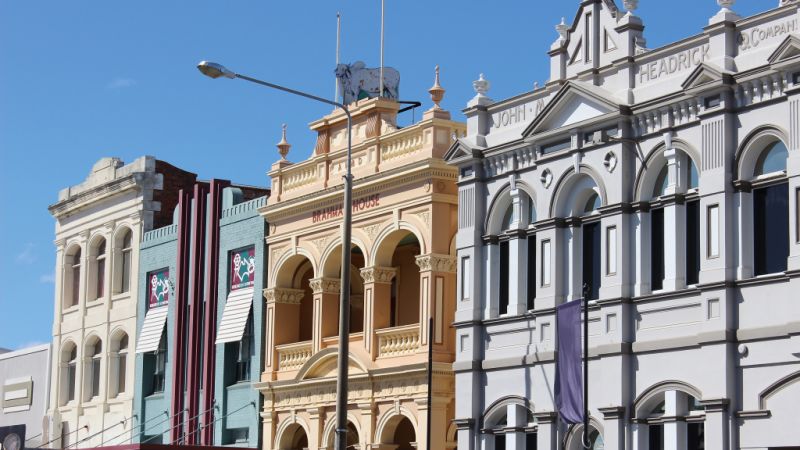 Culinary cachet and country vibes: Why Rockhampton's charm is wooing buyers