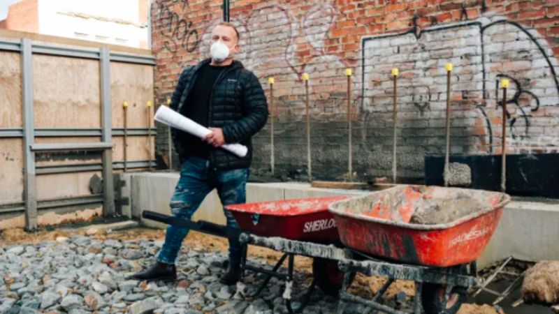 More than 166,000 high-rise construction jobs at risk