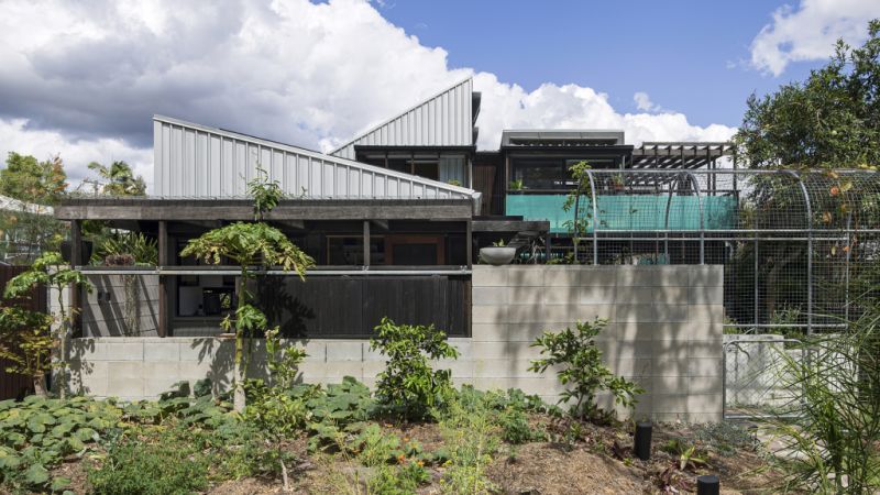 How to build a multi-functional home so it can adapt to every living ...